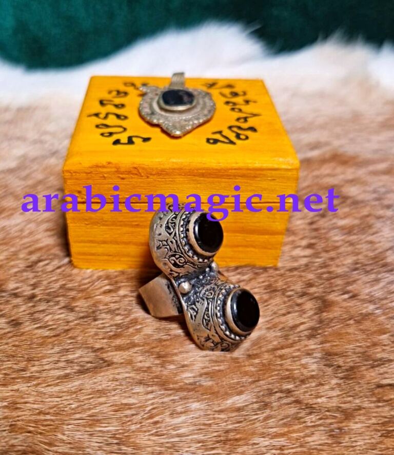 Extraordinary Jinn Magical Ring of the Ifrit Twins Jamal and Layla The ...